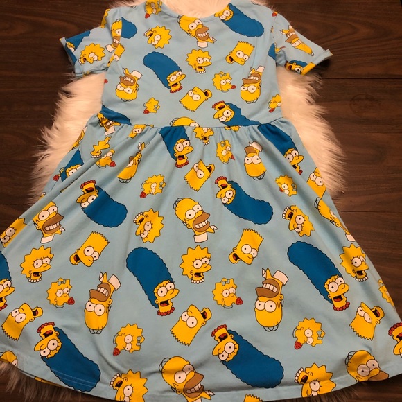 Cakeworthy | Dresses | Cakeworthy X The Simpsons Womens Family Toss ...